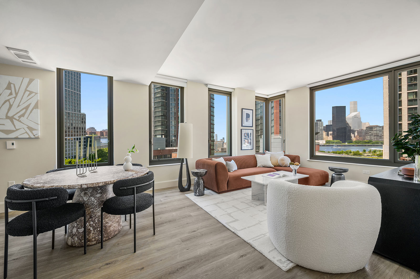 Greenpoint Central | Studio - 2 Bedroom Luxury Apartments in Brooklyn